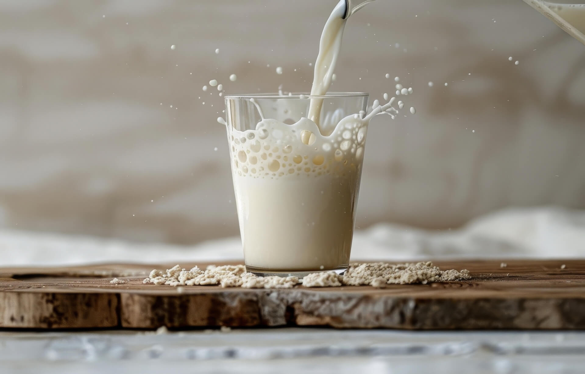 The Ultimate Guide to Whey Protein: Benefits, Risks, and Applications