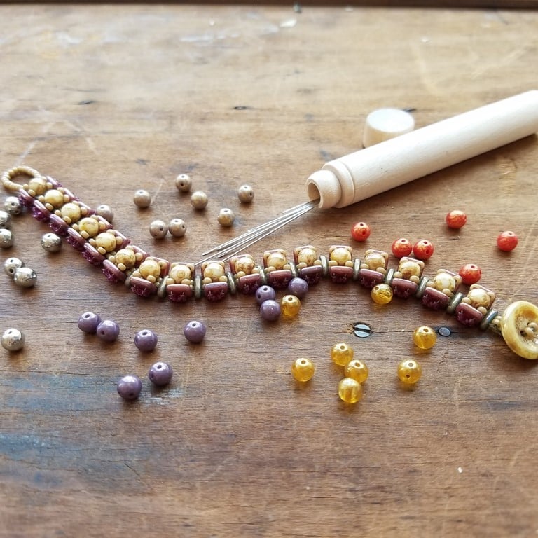 6 Color Theory Tips to Enhance Your Beading Designs